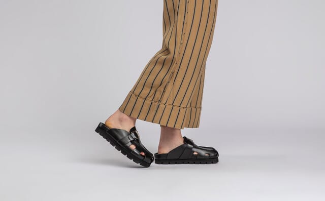 Dotty | Clogs for Women in Black Leather | Grenson