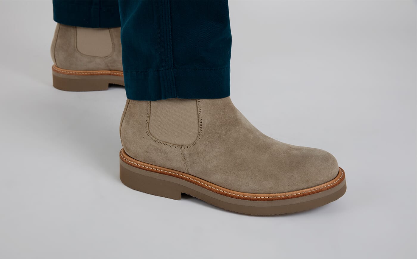 Colin | Chelsea Boots for Men in Beige Suede | Grenson