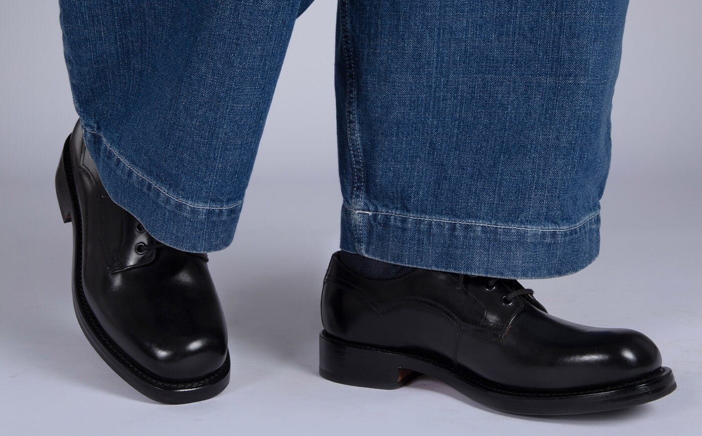 Kennedy | Mens Derby Shoes in Black Leather | Grenson